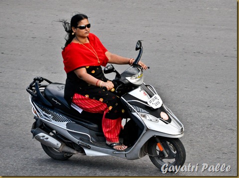 Experiences of this Mom: Photo blog of the 2 wheelers.